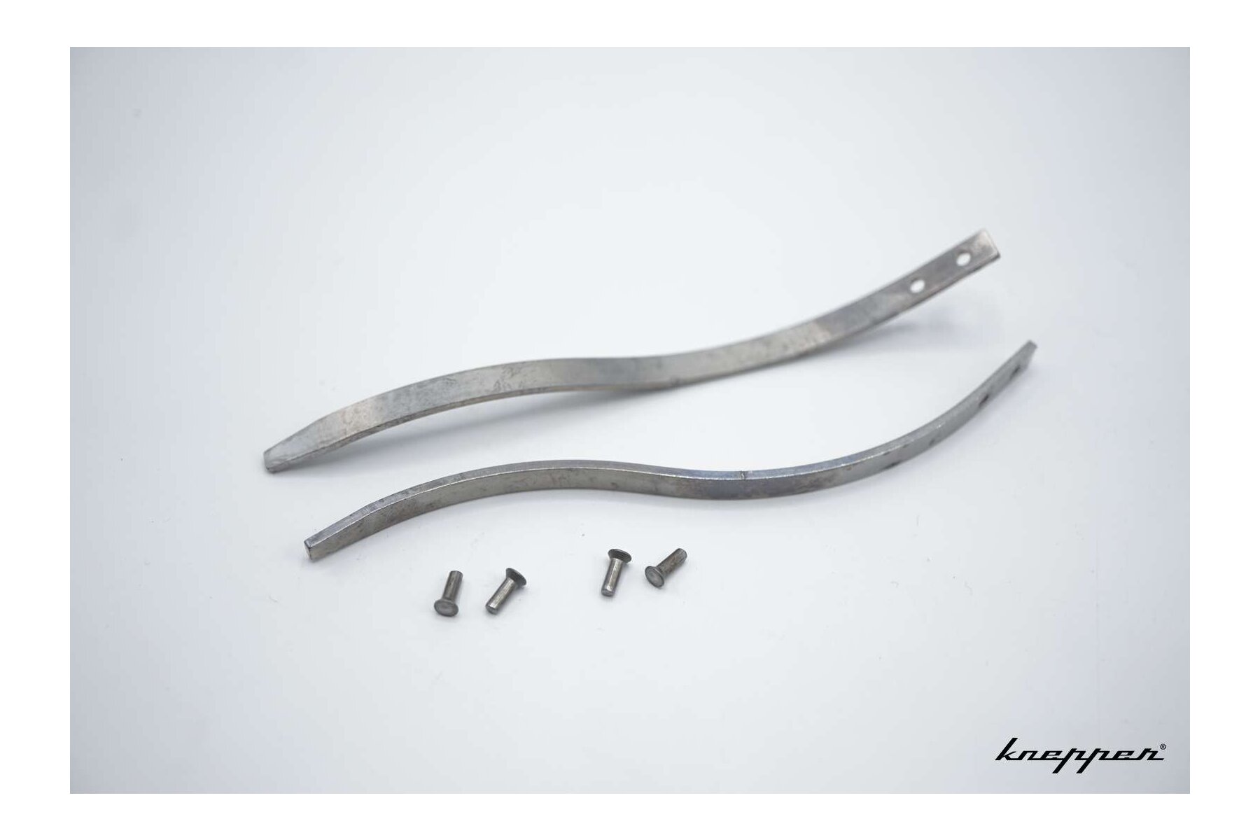 VW Käfer 1303 Feder für Windabweiser vom Schiebedach, Set